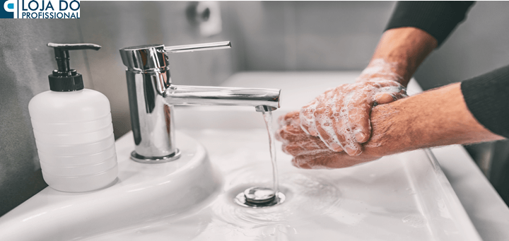 Higienizar as mãos
